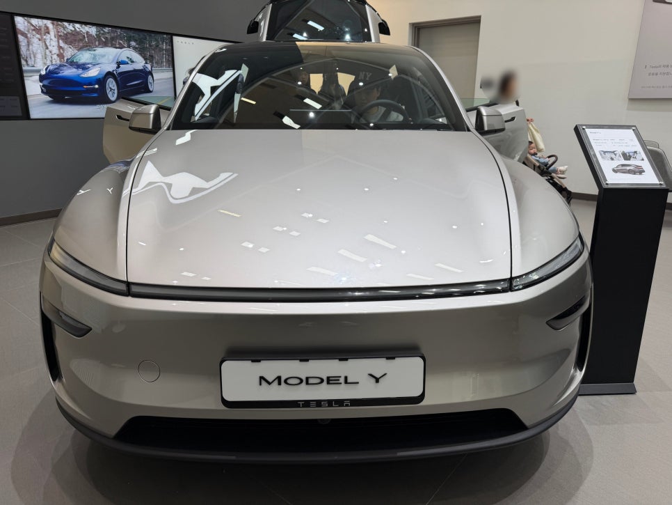 6.1 inch size difference matters: Tesla Model YL feels more spacious ...