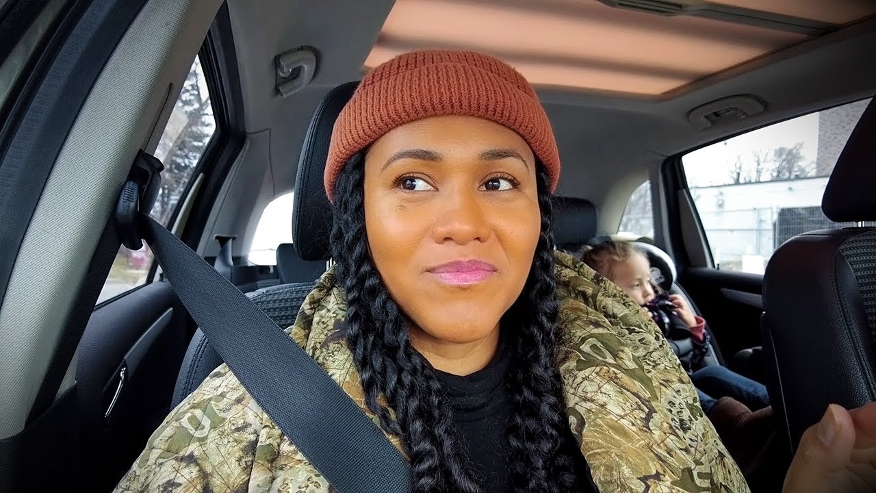 Couple visits Toronto markets for thrifting and grocery shopping