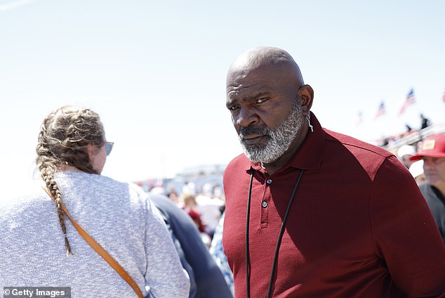 Major update on Giants icon Lawrence Taylor's health after he was ...