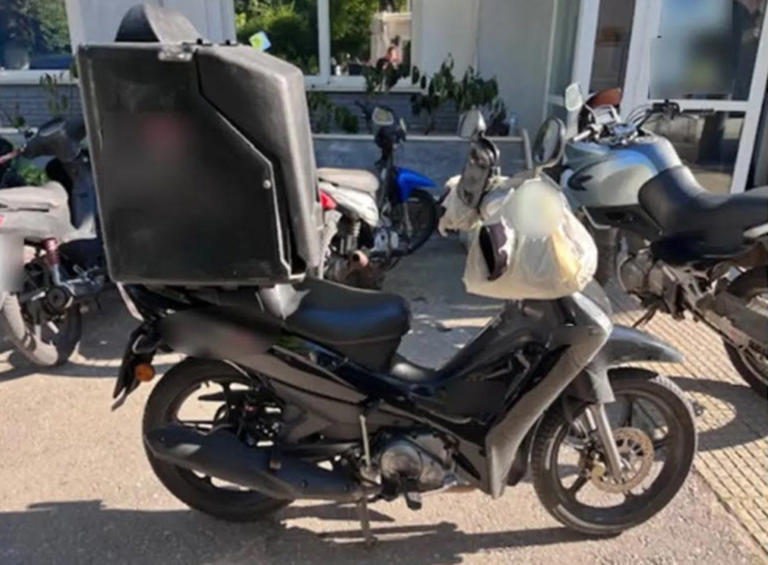 Επτά τα θύματα του 28χρονου διανομέα - Πέταγε πέτρες σε πεζούς και ...