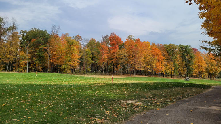 Just outside Columbus is a charming Ohio city with golf, trails, and a ...