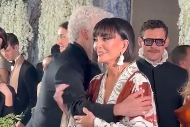Bad Bunny receives 'cold' reaction from Kris Jenner as she attempts to ...