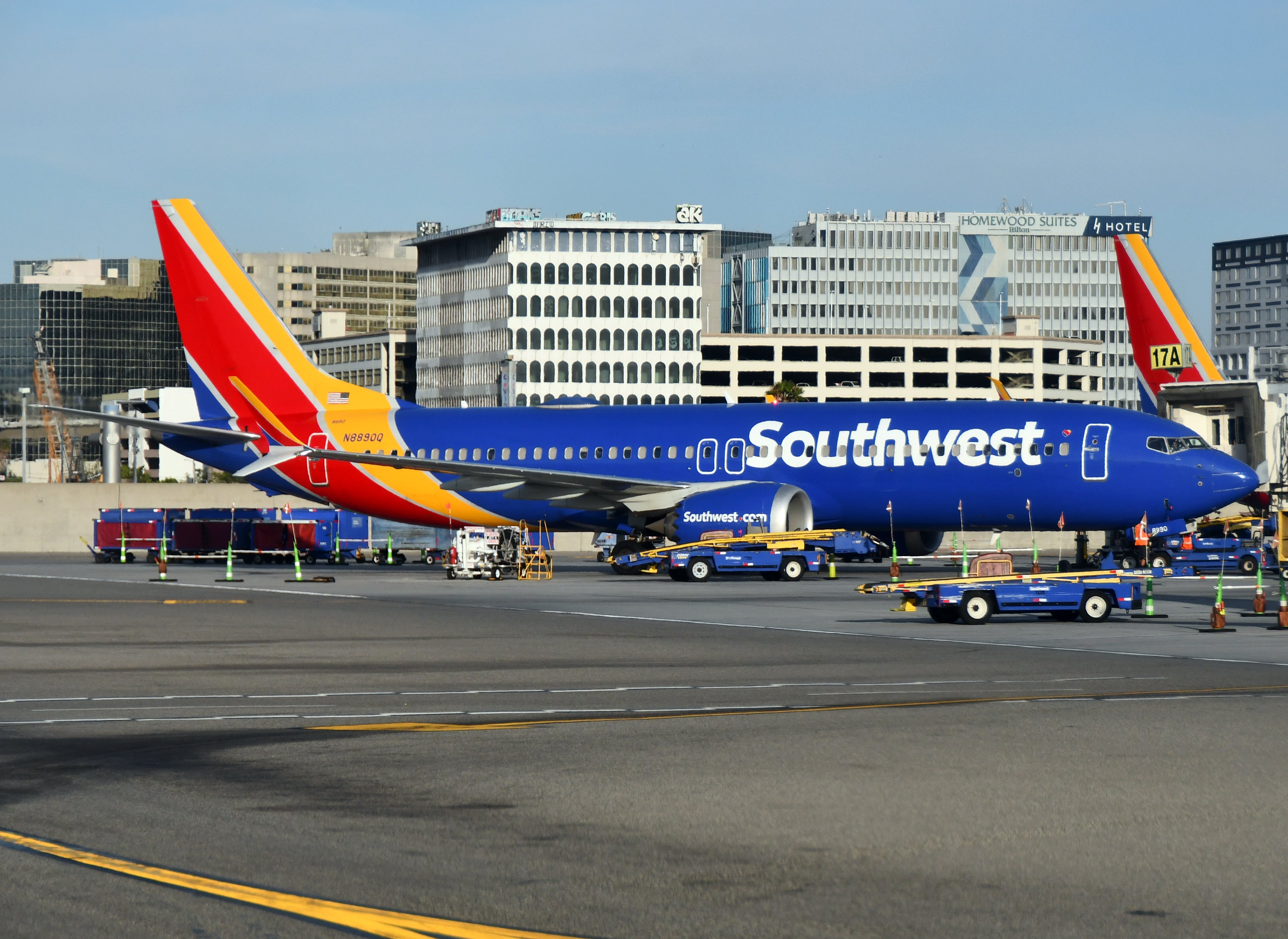 Southwest adds dozens of new flights from Las Vegas and Orlando through ...