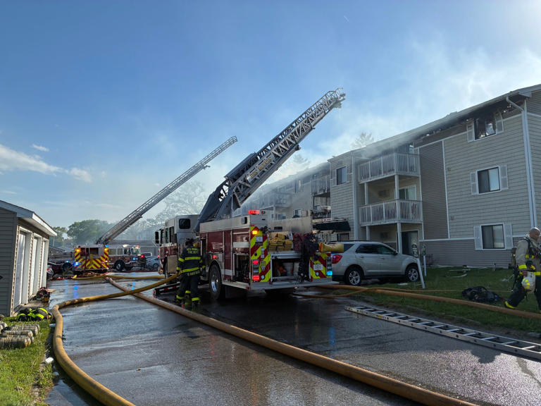Fire at Des Moines apartment complex displaces around 70 residents