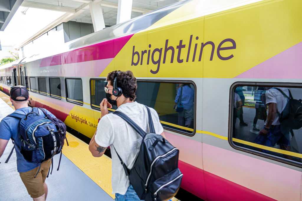 Brightline seeks investors to manage $5 billion debt