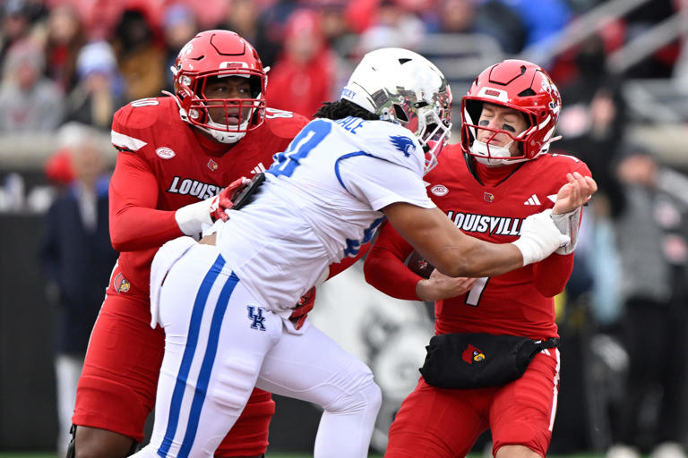 Get to know the Kentucky football roster: Mi'Quise Humphrey-Grace