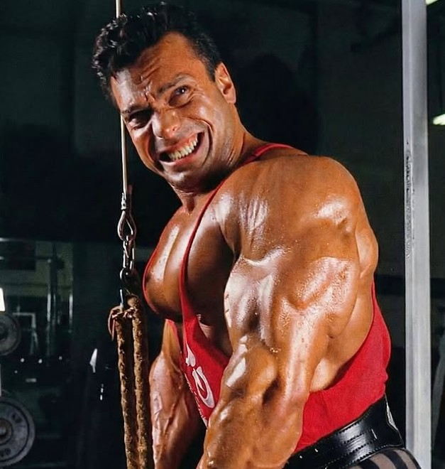 How Rich Gaspari trained his chest for gains & size