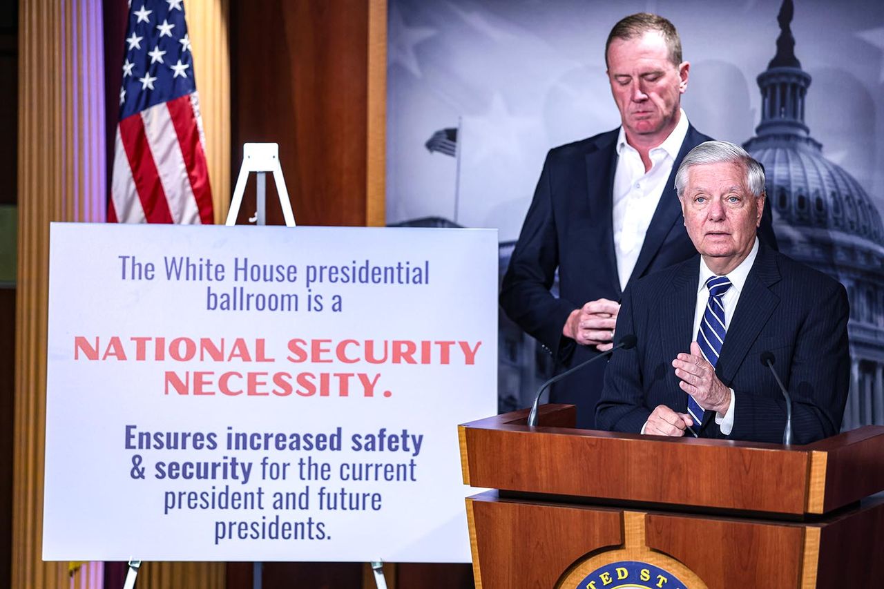 Senate Republicans propose $1B in taxpayer funds for Trump's White ...