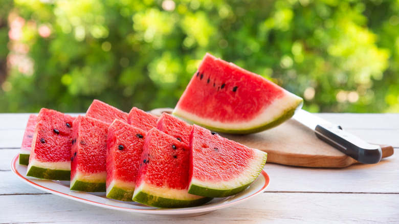 How to store cut watermelon so it stays juicy and fresh