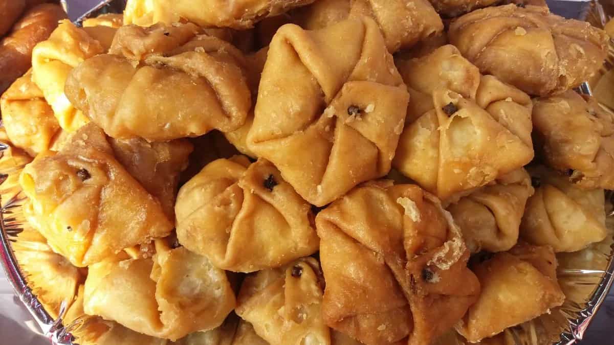 Skip rasogolla: 7 Bengali sweets that deserve your attention