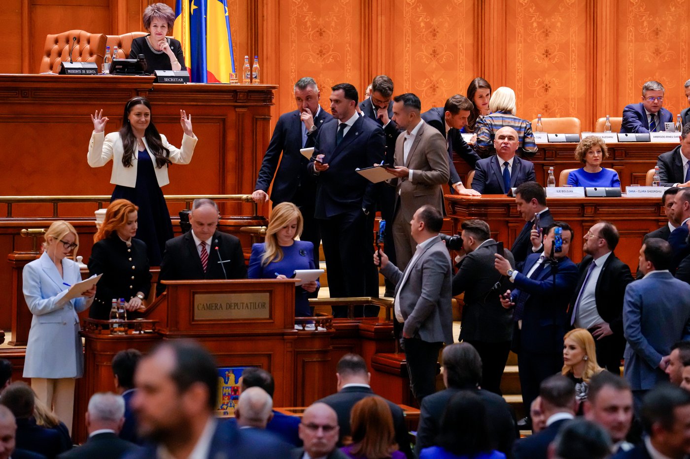 Romania’s pro-European coalition collapses after prime minister fails a ...