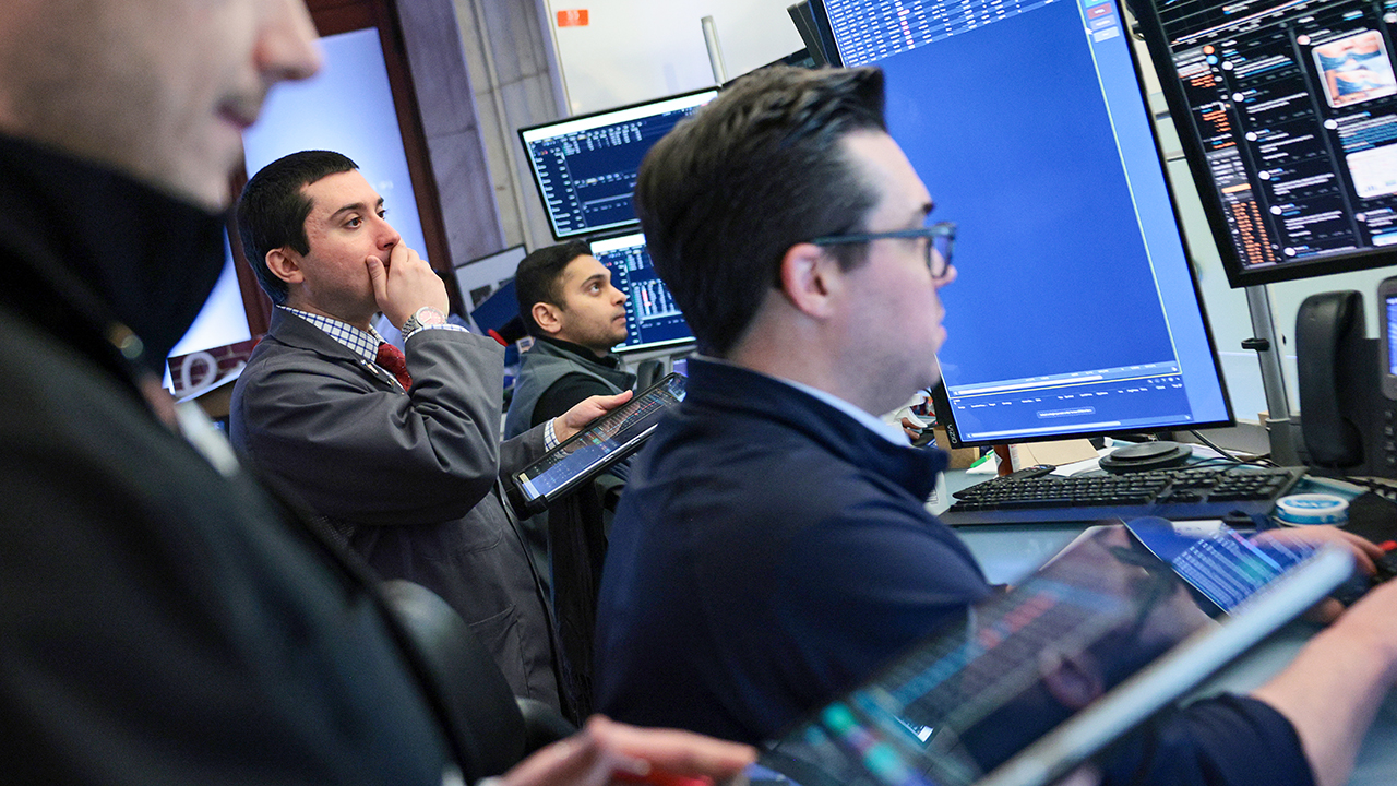 Legendary economist known for 1969-70 recession prediction warns ...