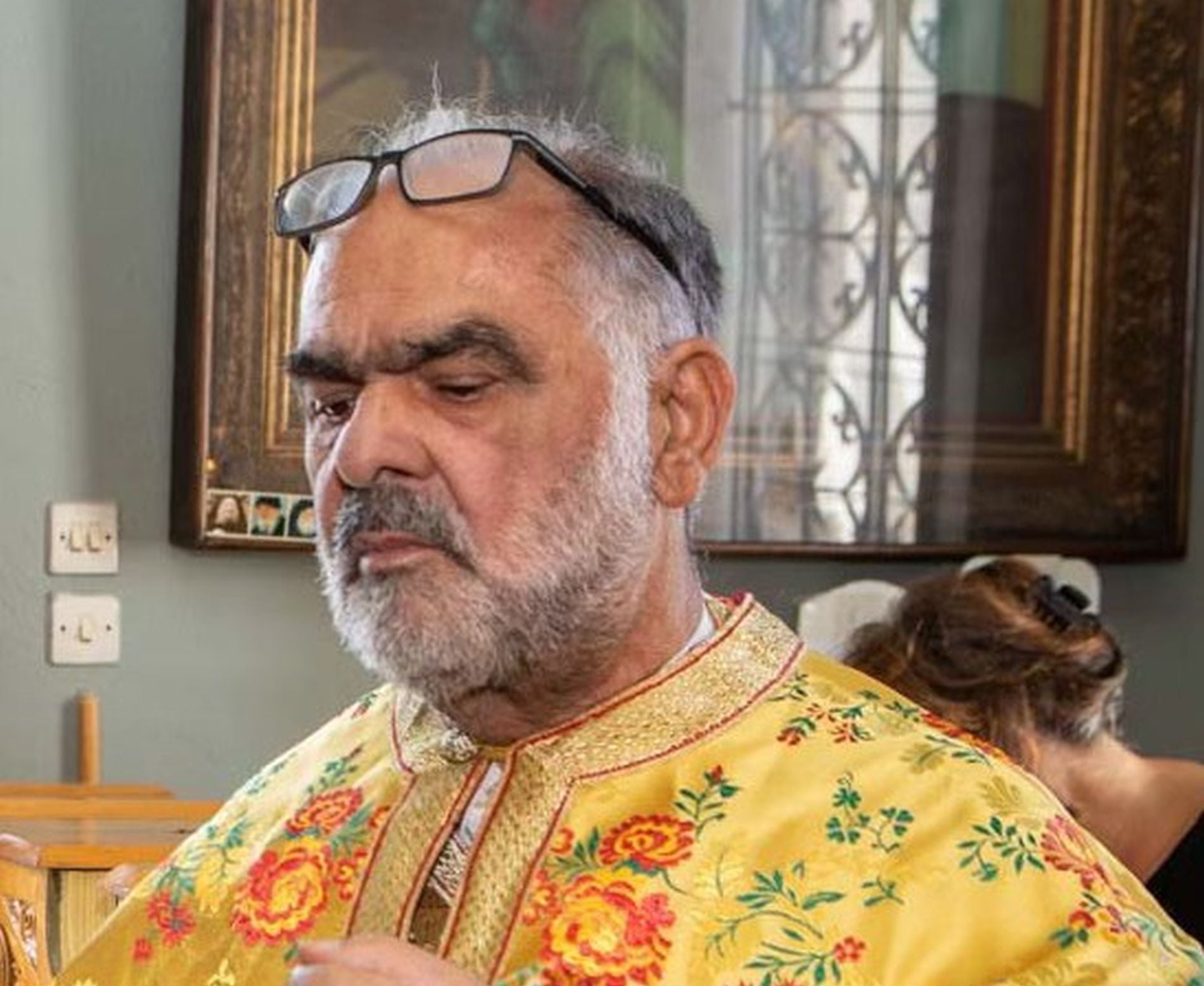 Πέθανε ο μαχητικός παπα-Τσάκαλος