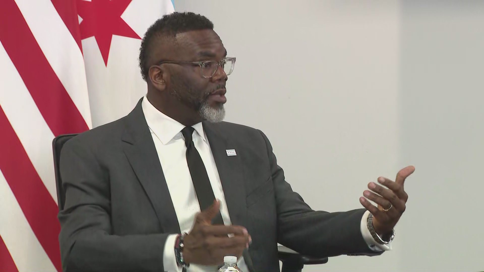 Mayor Brandon Johnson scheduled to head to Springfield on Wednesday to ...