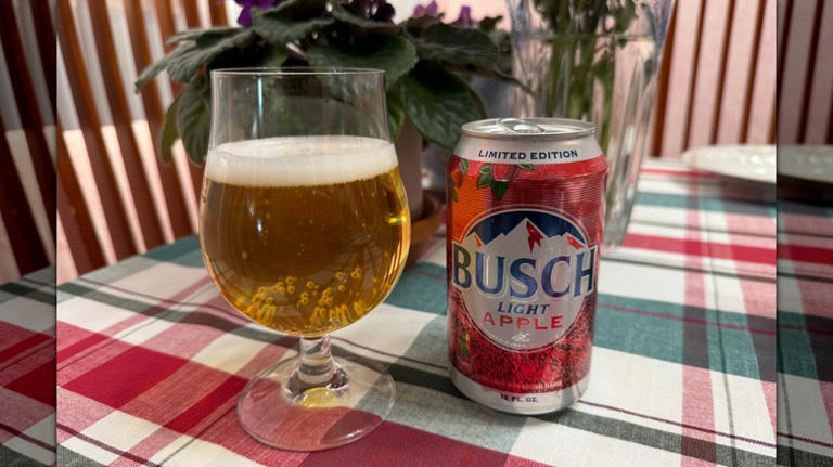Review: Can't admit you love hard cider? Busch Light Apple's got ya ...