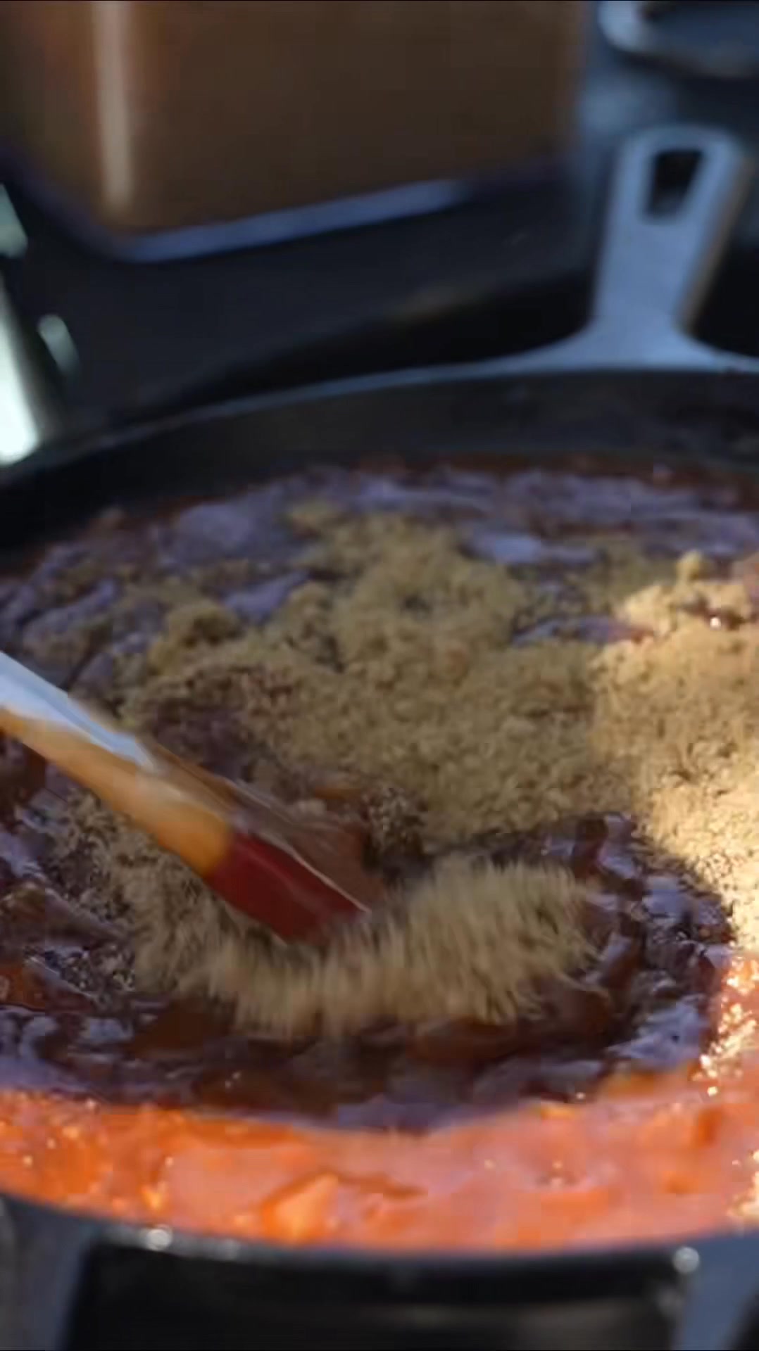 BBQ baked beans on the Weber