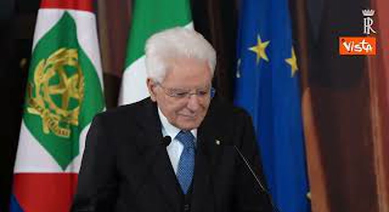 Mattarella scherza con Bisio alla presentazione dei David: A volte la ...