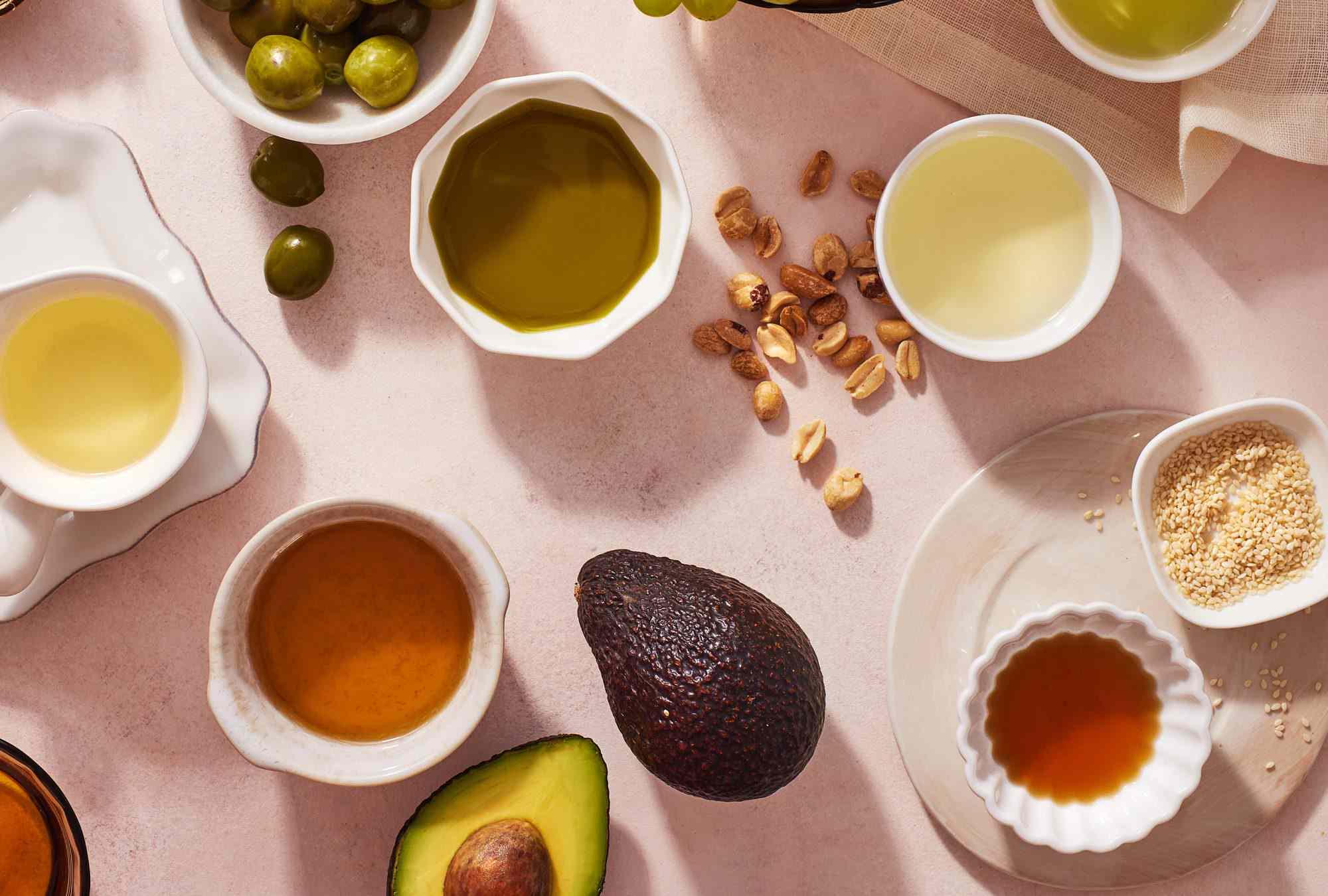4 healthy oils beyond olive oil to eat every week, according to a dietitian