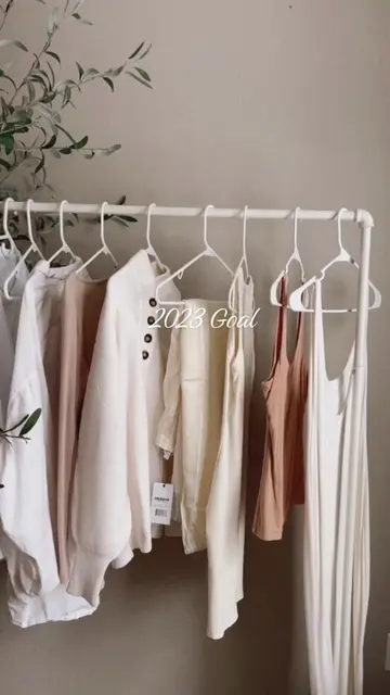 My 2023 goal: cozy alone time and soft neutrals