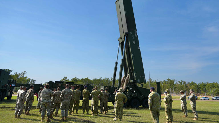 5th Battalion, 3rd Field Artillery is the first US unit cleared to ...