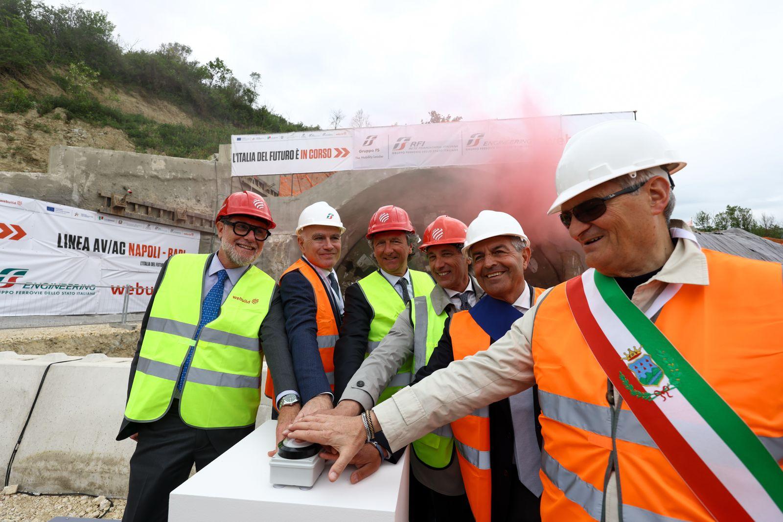 Linea AV / AC Napoli-Bari, completato lo scavo della galleria Rocchetta