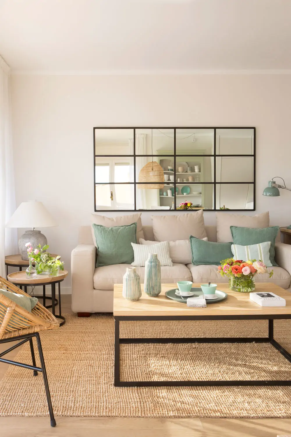15 ideas de Natalia Zubizarreta para decorar la pared trasera del sofá