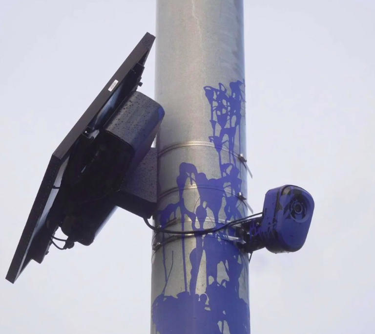 Vandals target police surveillance cameras in Oakland — what this means ...
