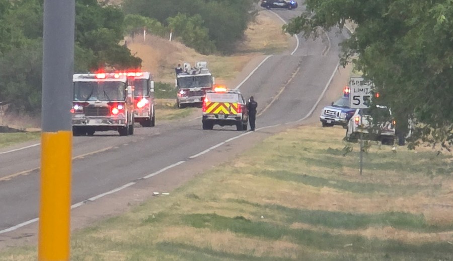 Amarillo Fire Department responds to grassfire Tuesday near NW 20th ...