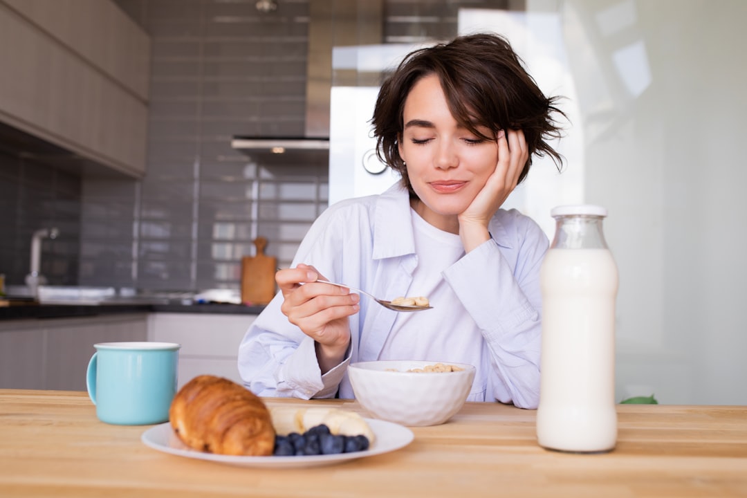 Why 'perfect' eating is the enemy of a good mood: The 80/20 rule for sanity
