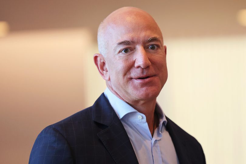 Met Gala heavily impacted by Jeff Bezos being a 'symbol of excess ...
