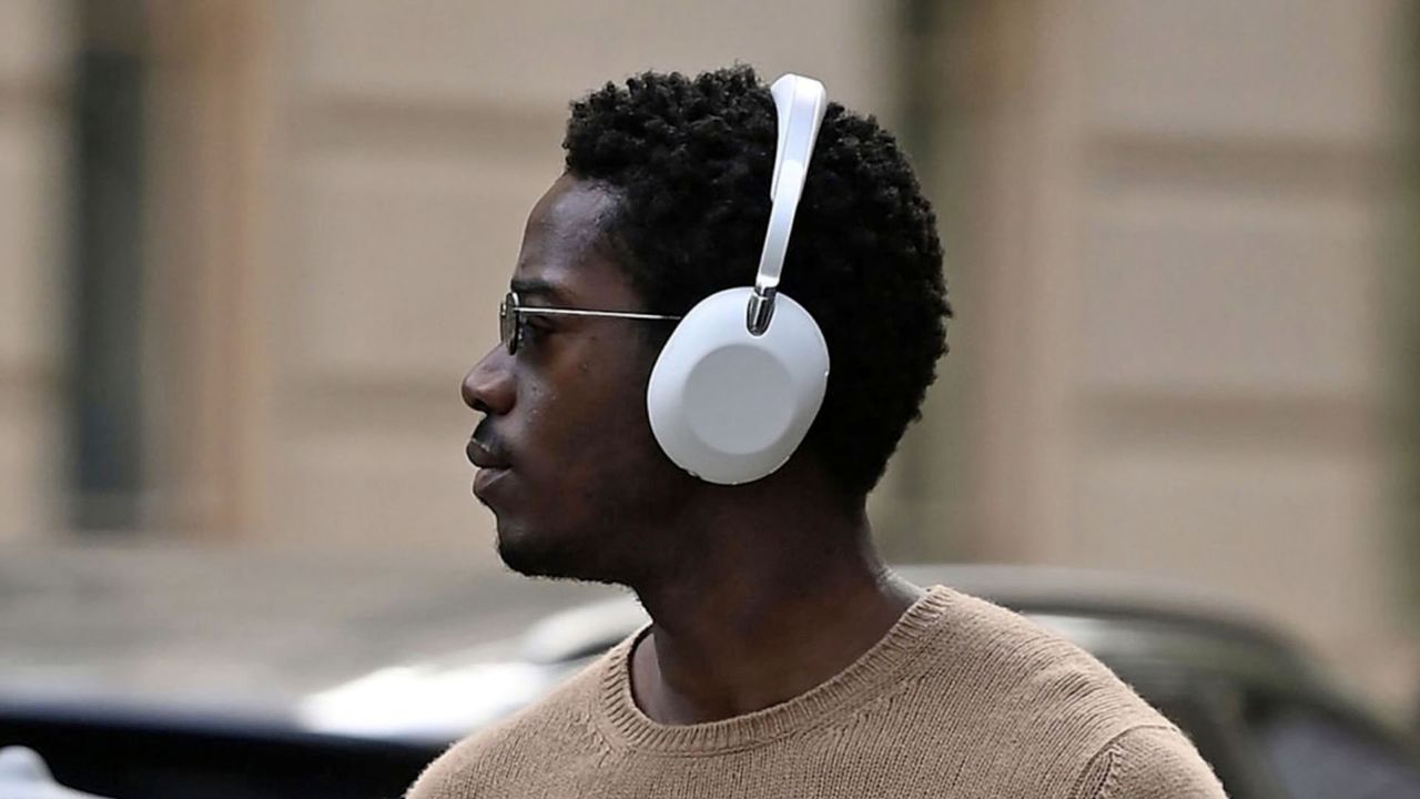 Sony's newest luxury headphones might have just leaked on a celeb's head