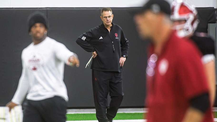 Historic college football program predicted to win Big Ten title