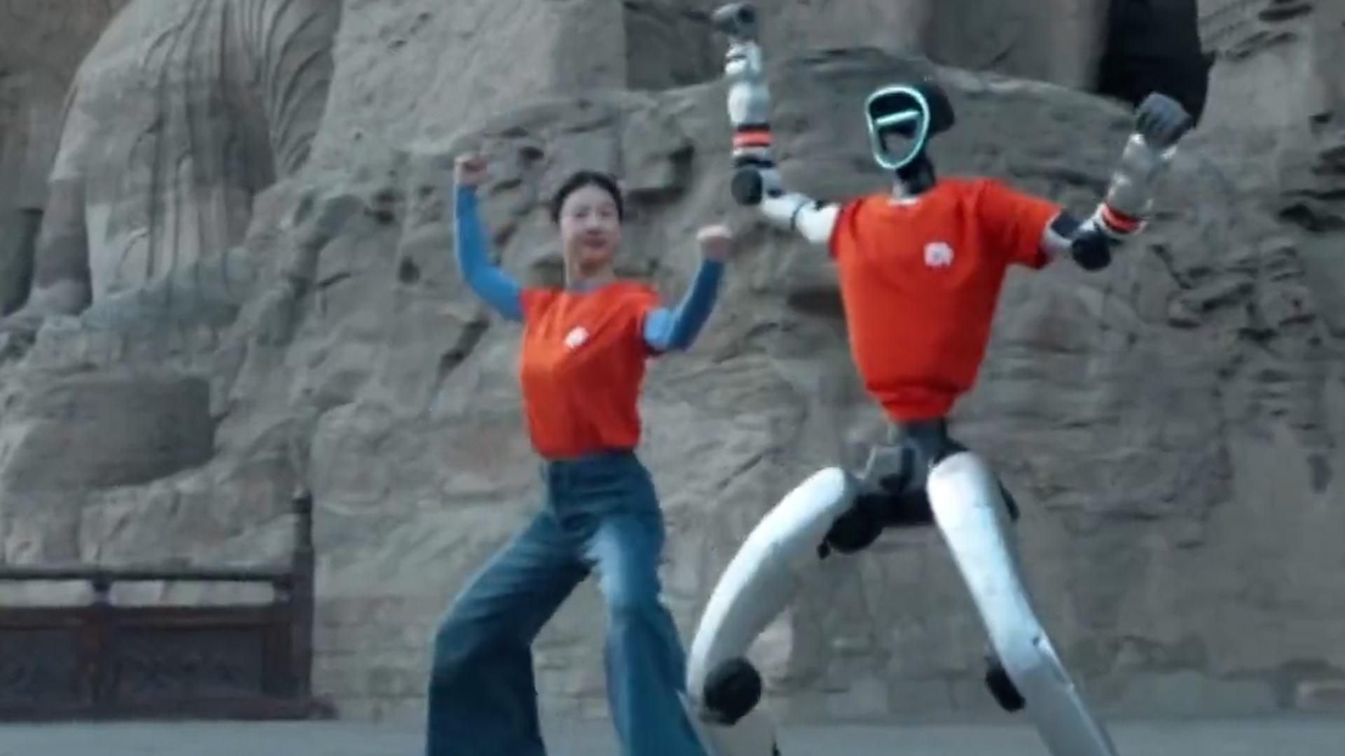 Humanoid robots mimic ancient statue poses in dance performance