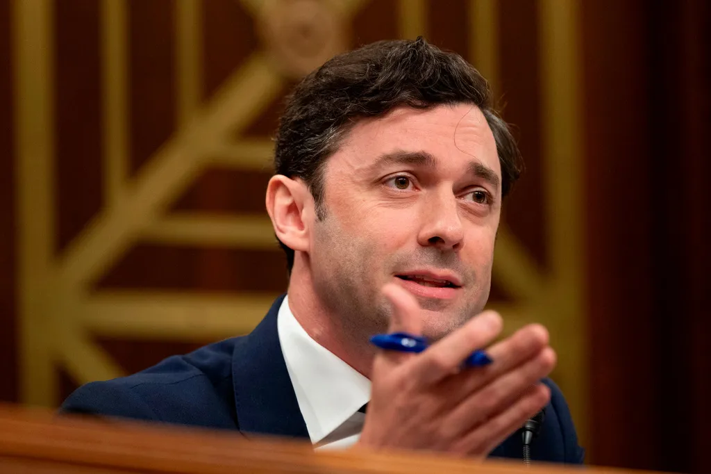 Jon Ossoff hit on border security in new ad as GOP turns to immigration ...