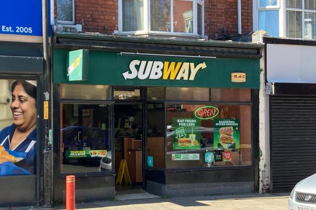 Dead mouse and mice droppings found under sink in Subway shop's 0 ...
