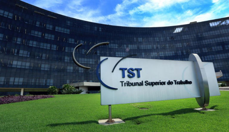 TST mantém multa de R$ 300 mil à Ortobom por falta de mulheres na chefia
