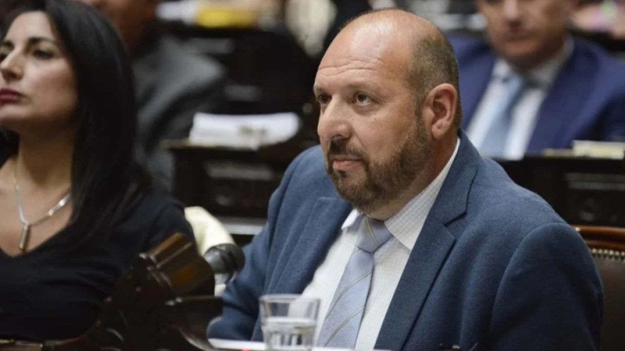 Quién es el nuevo legislador que sumó Dante Gebel en su aventura política