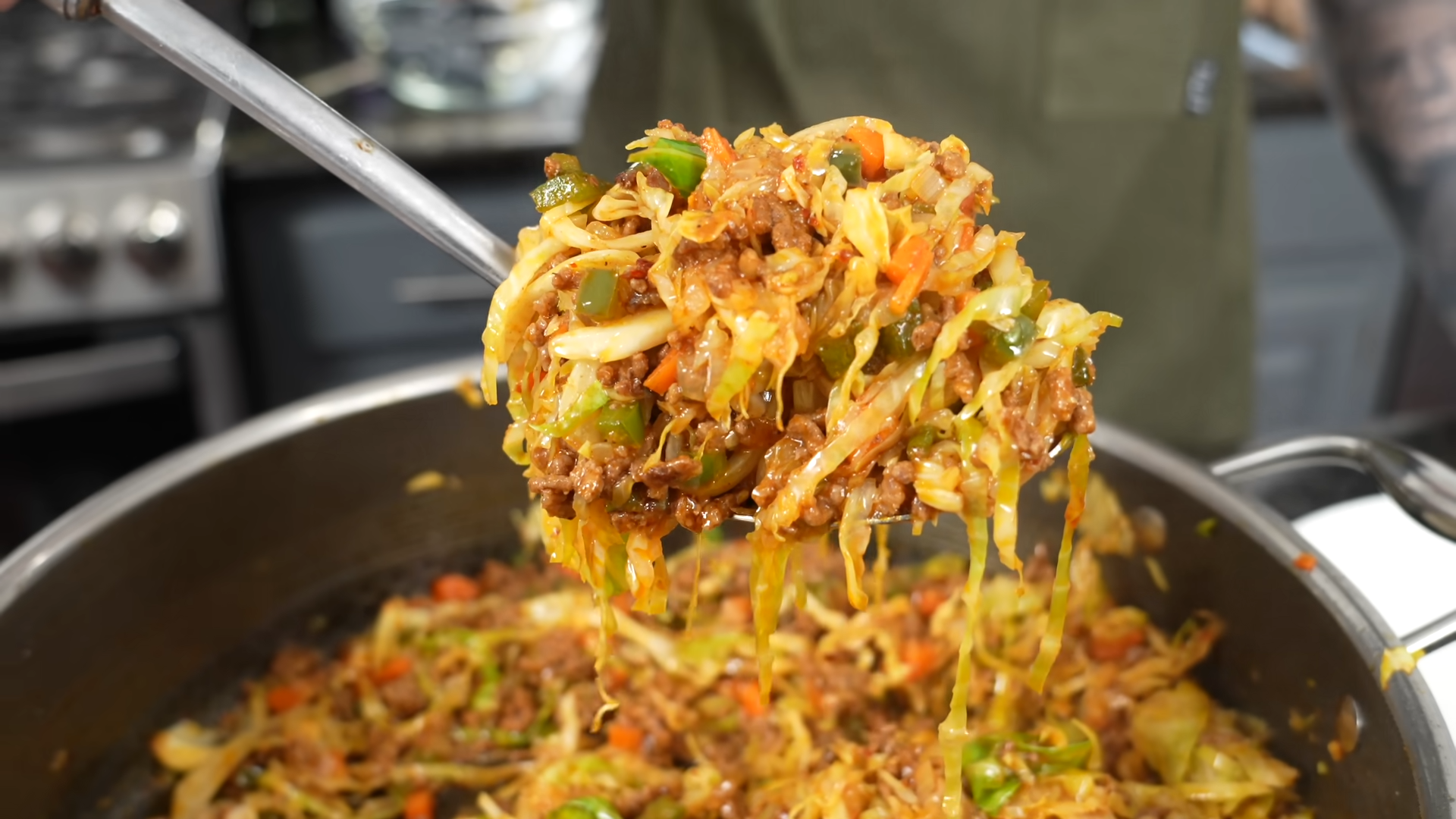 Easy ground beef and cabbage skillet in 20 minutes