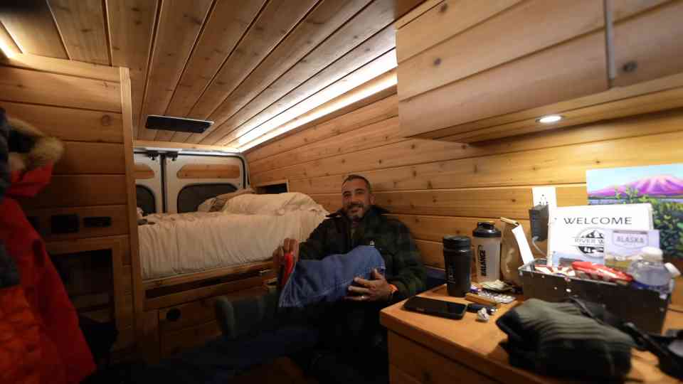 I cooked a $20 steak in my Alaska van and it saved the night