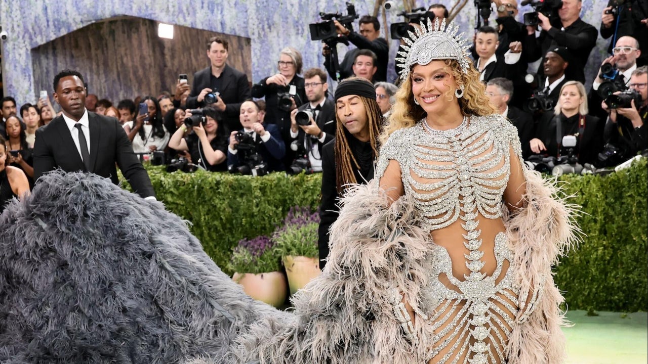 See highlights from fashion's biggest night at Met Gala