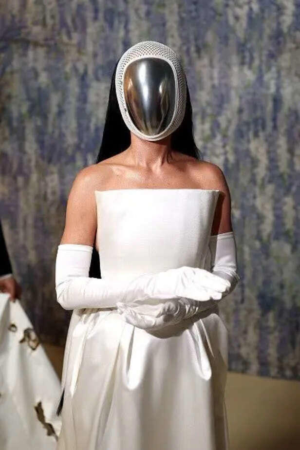 Katy Perry’s 2026 Met Gala look sparks viral theory it was her Orlando ...