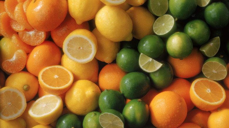 11 reasons to stop throwing away citrus peels