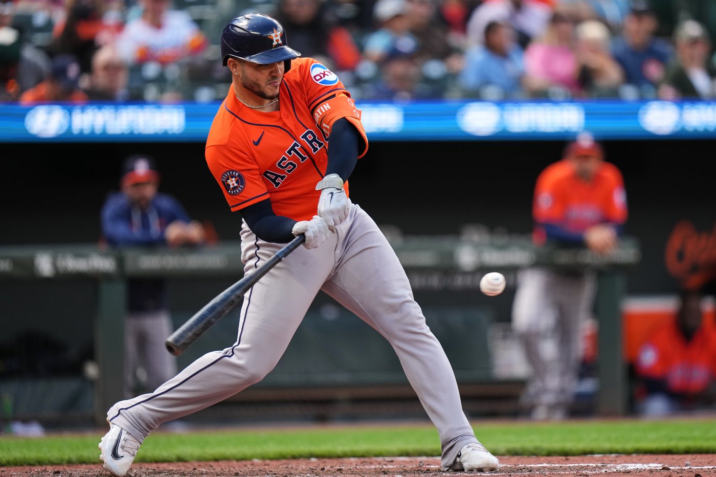 Astros lose catcher Yainer Diaz for a while because of a left oblique ...
