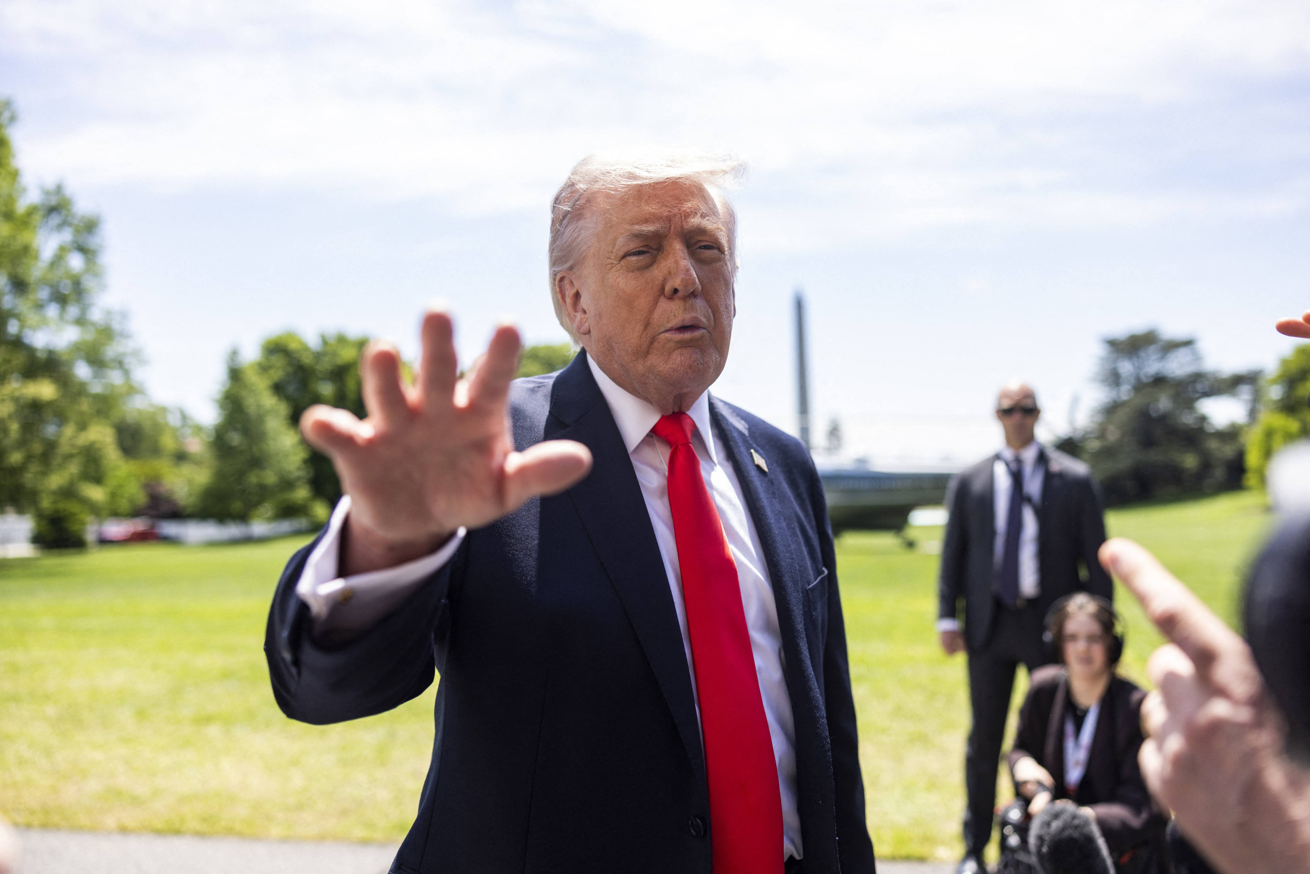 Top ally urges Trump to 'load the Iranian people up with weapons'