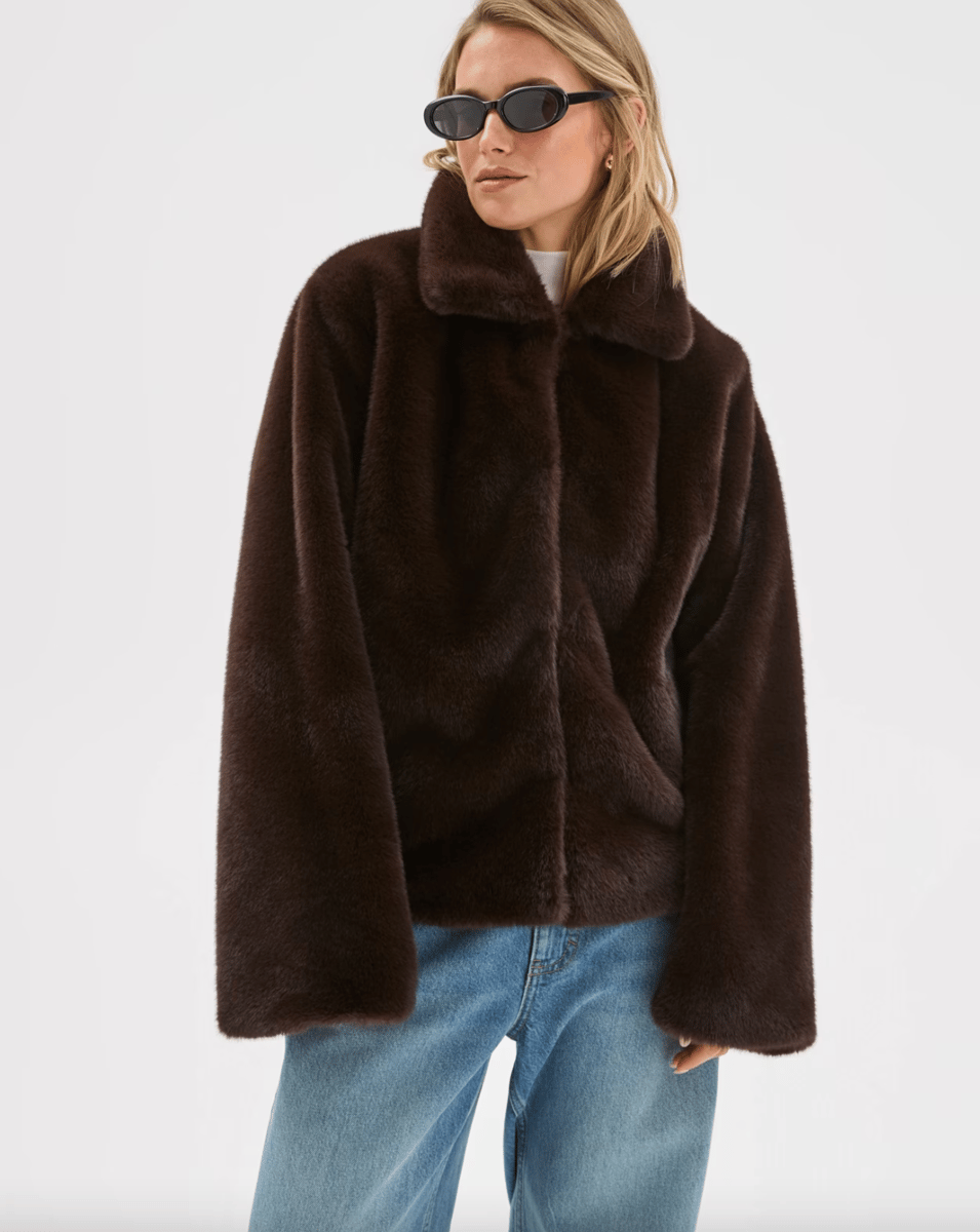 I'm a frugal fashion editor. These stylish winter finds are giving ...