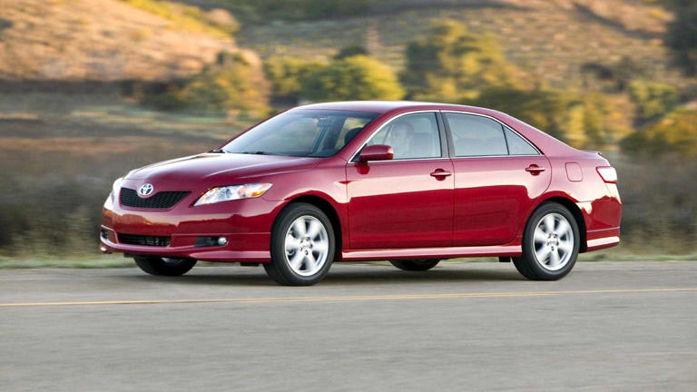 Toyota 2GR-FE V6: The bulletproof engine that runs 400K miles
