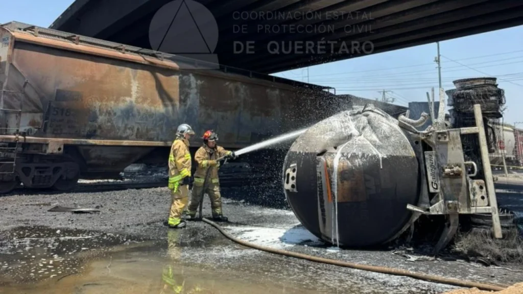 Accidente entre pipa y tren en Puente de Viborillas, Querétaro, deja 2 ...