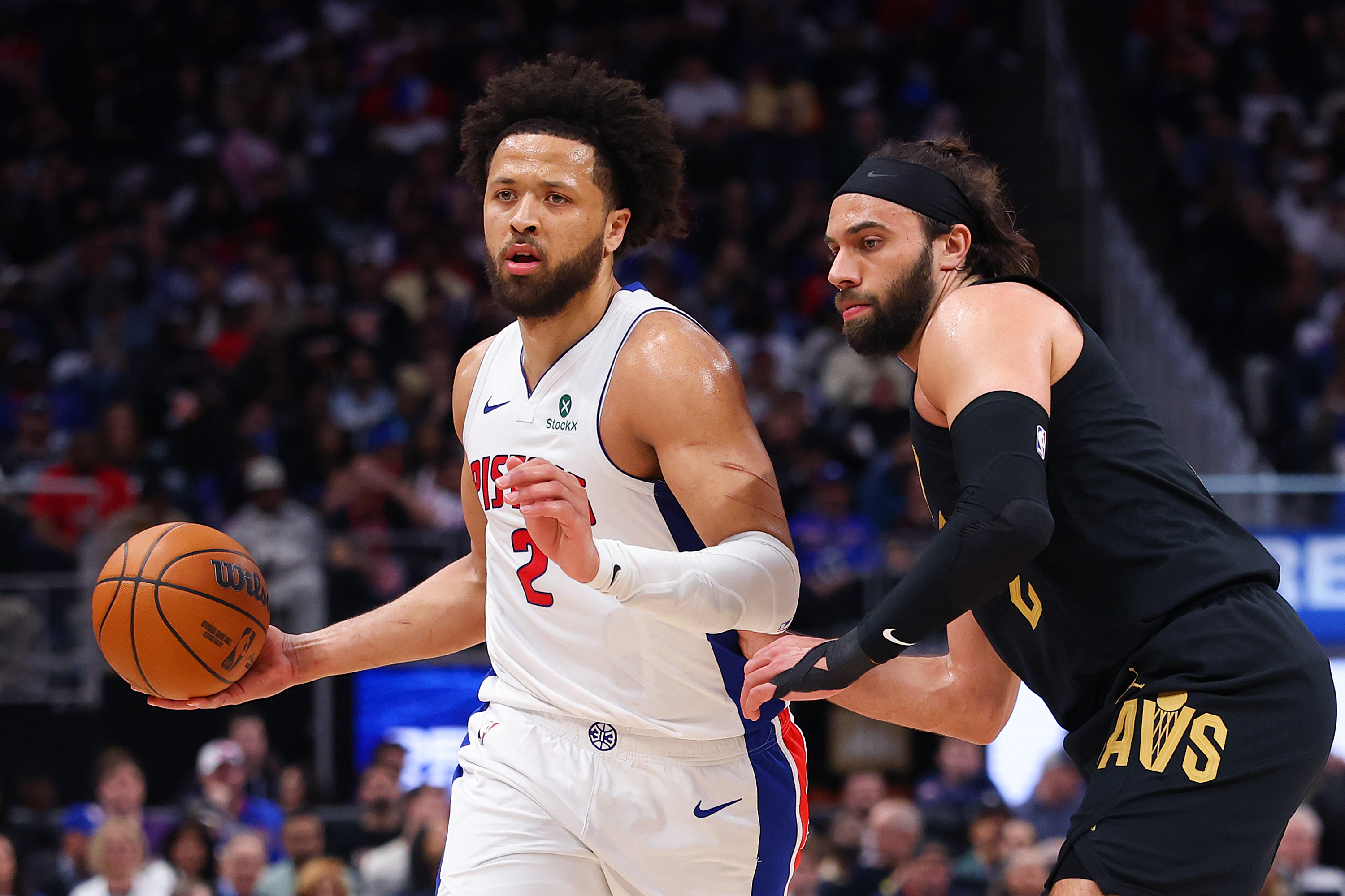 Pistons capitalize on sloppy Cavaliers, take Game 1