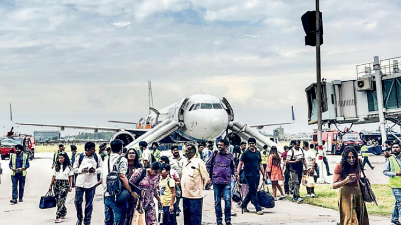 Power bank catches fire on IndiGo flight in Chandigarh; 6 injured in ...