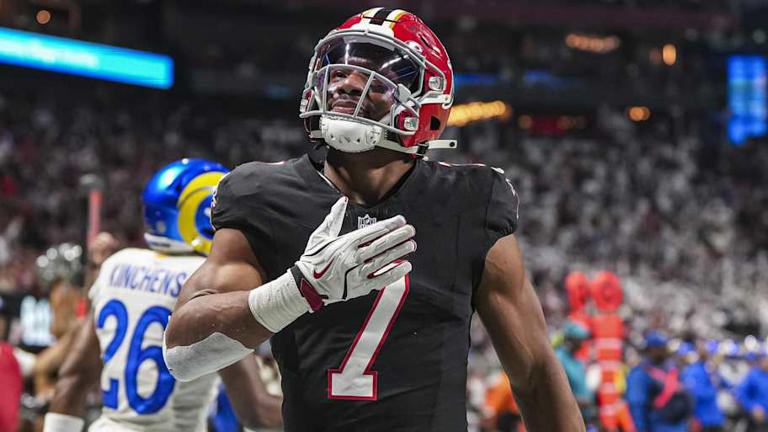 Bijan Robinson tops updated fantasy running back rankings